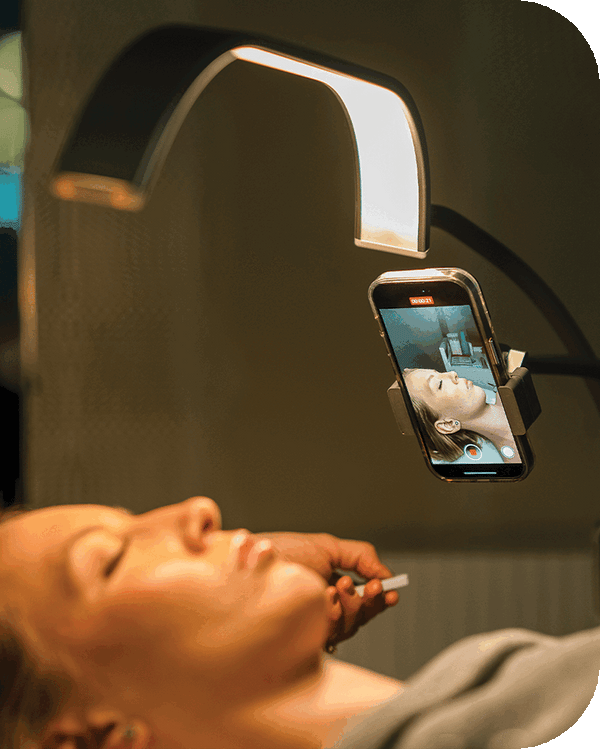 Professional Curved Light for Estheticians, Lash Artists, and Tattoo ...